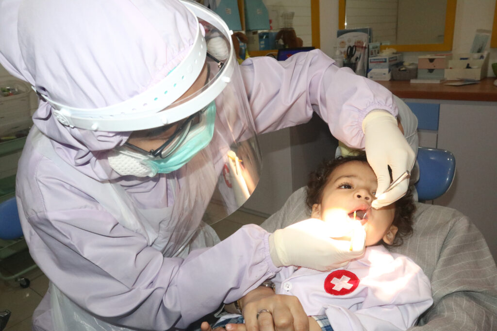 Gigi Karies Anak Bisa Dicegah dengan Perawatan Ini