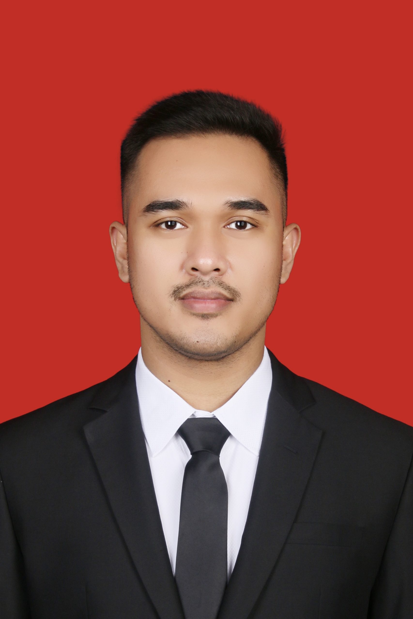 dr. Muhamad Fadhil